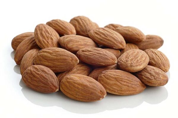 10 benefícios da amêndoa - com tabela nutricional e receita